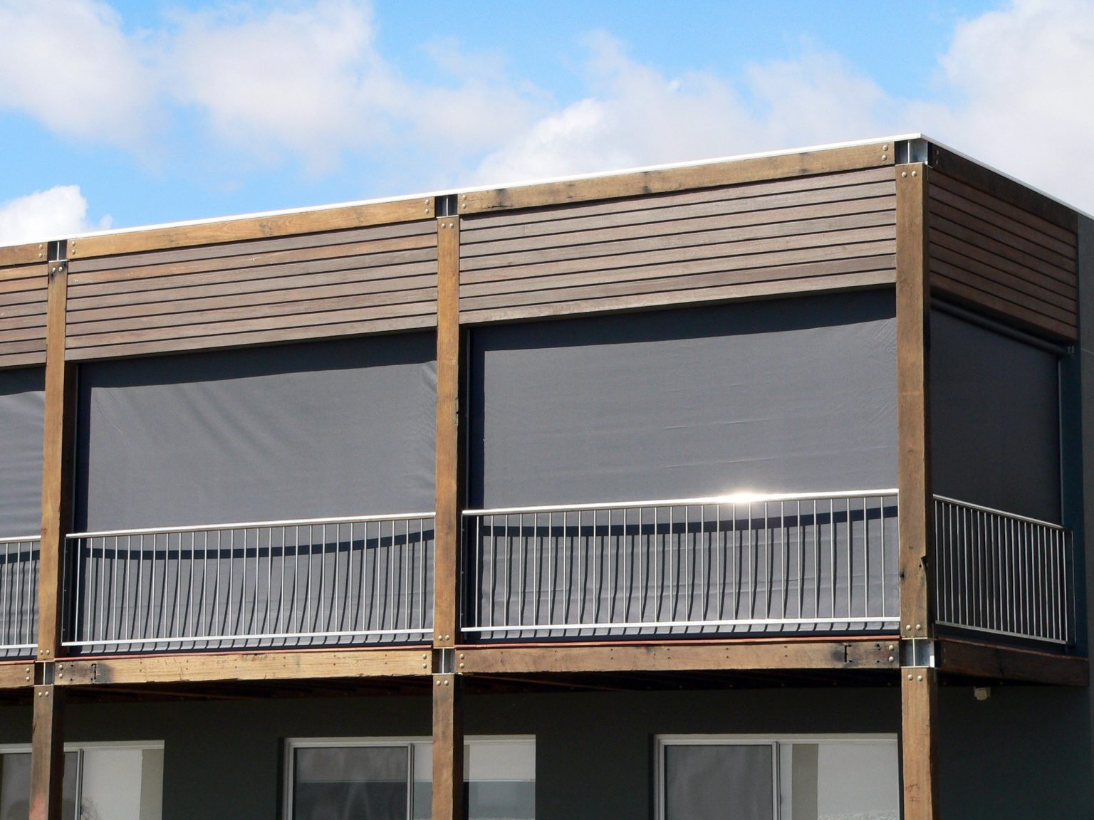 3 Reasons You Need Ziptrak Blinds in Melbourne - All Weather Blinds